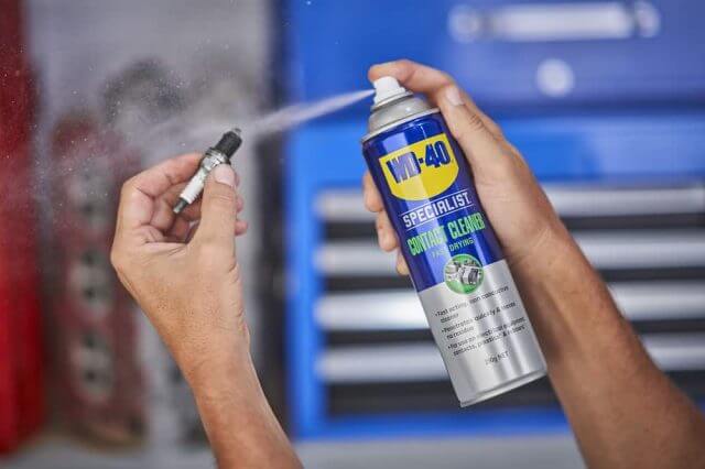 How to Use Contact Cleaner to Remove Residue - WD-40 Australia